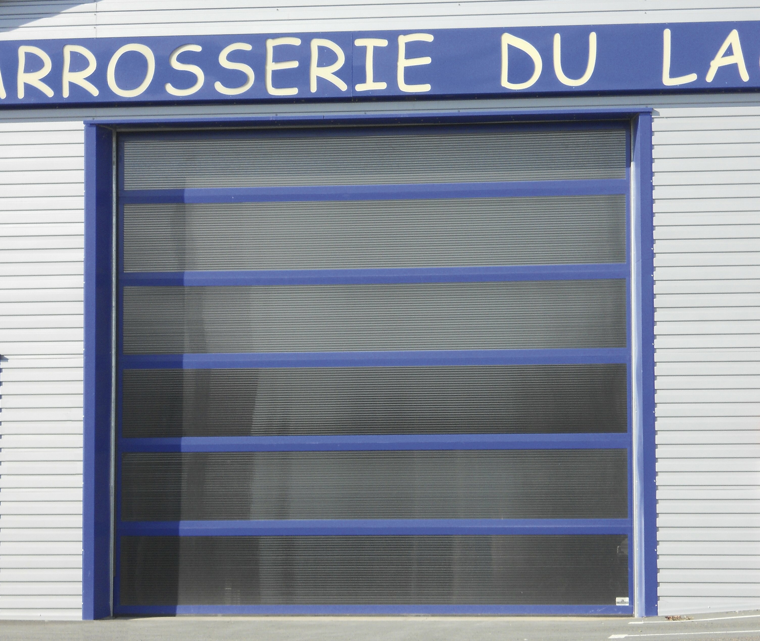 Photos de Portes Sectionnelles Industrie | Espace professionnel | La ...